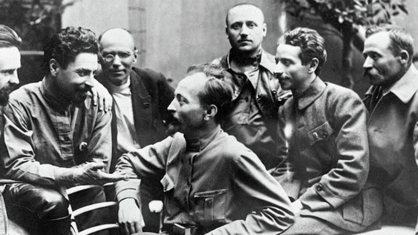 จากเลนินถึงเชกา: ครั้งหนึ่งที่การแสดงความคิดเห็นนำไปสู่การจองจำ ...