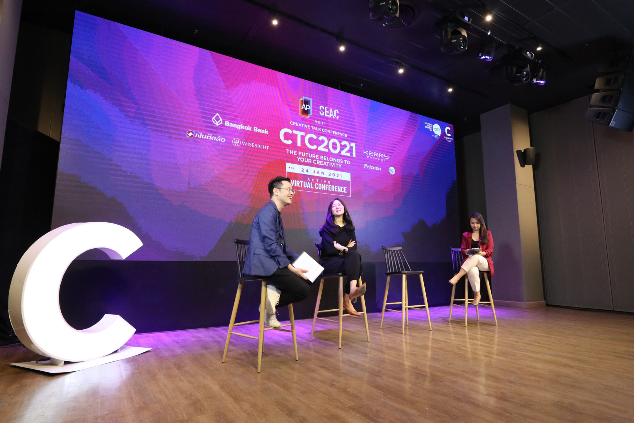 ล้อมวงคุยกับ “คุณเก่ง-คุณโจ้” แห่ง Creative Talk – KiNdconnext