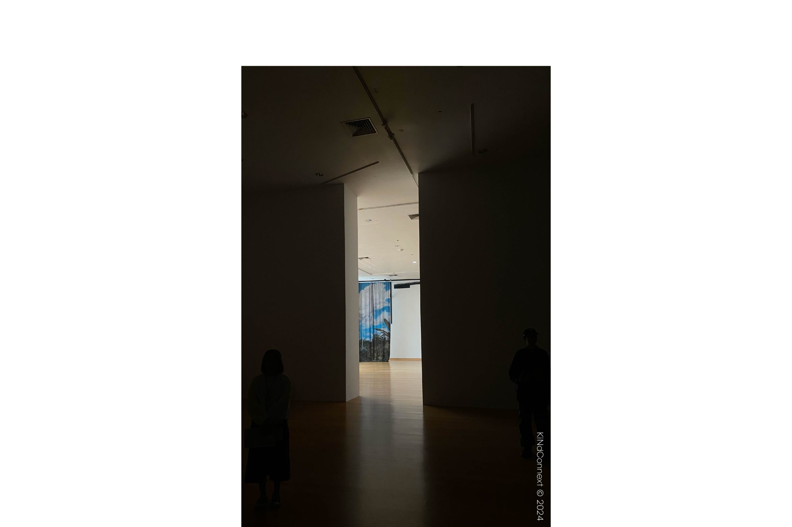 Orbiting body — รูปโคจร เอ็กซิบิชันอึมครึม เ น้ น ส เ ป ซ ที่ขอให้อยู่โคจรรอบกันนาน ๆ – KiNdconnext