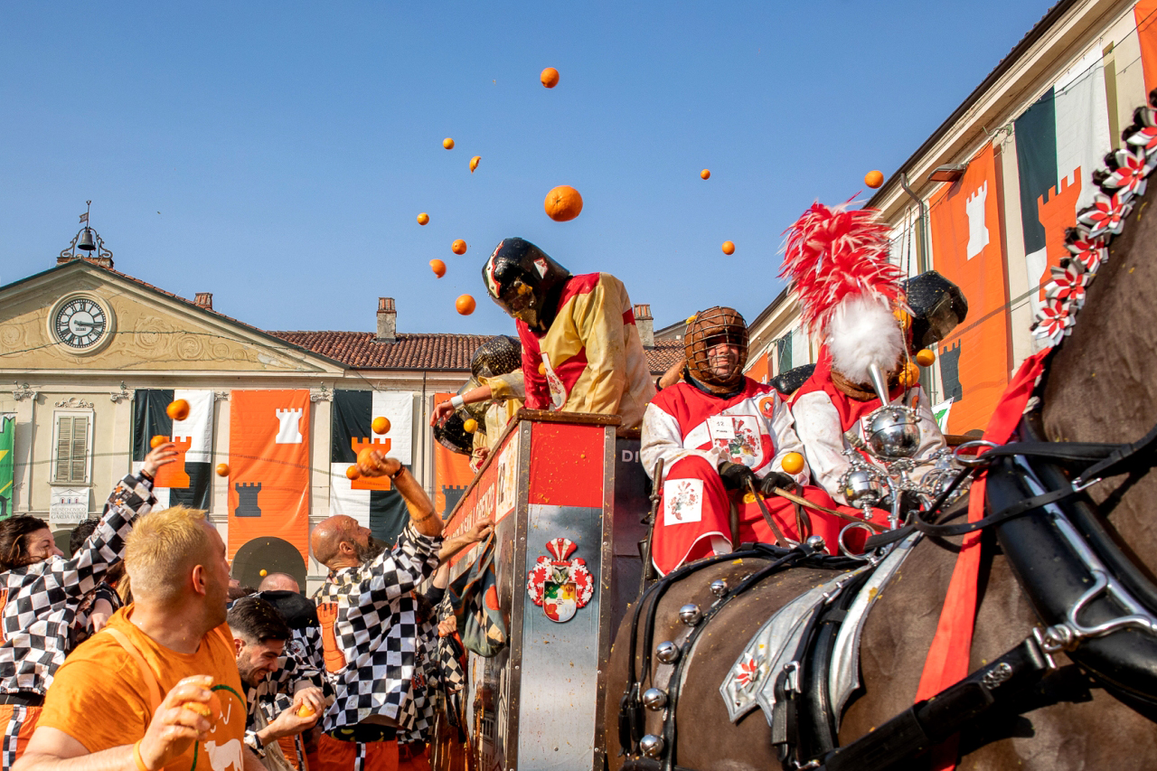 อิตาลีและอิสรภาพ กับเรื่องราวของ ‘ส้ม’ ที่คนปาใส่กัน! – KiNdconnext